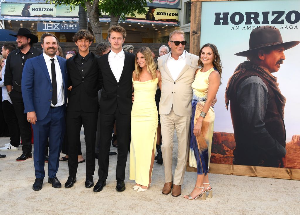 Kevin Costner joined by 5 of his children at Horizon premiere — and his ...