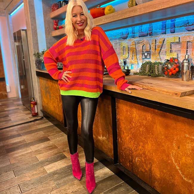 Denise van Outen is flaming hot in skintight leather trousers - and wow ...