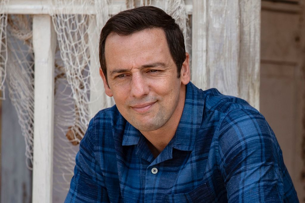 Death in Paradise's Ralf Little reveals major life change upon return ...