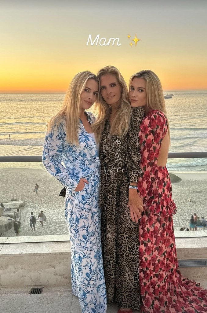 Lady Amelia and Lady Eliza Spencer pose next to ageless mother ...