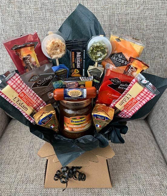 14 best cheese gifts for Christmas 2022: From hampers to cheese making ...