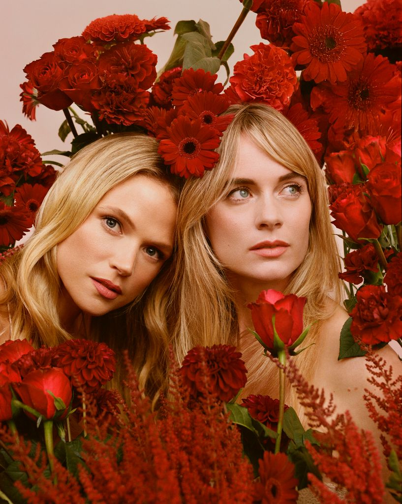Cressida Bonas as you have never seen her before in glowing photo with 'unofficial step-sister ...