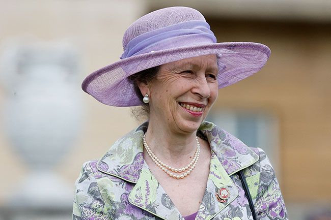 The Queen shares touching tribute to Princess Anne for this special ...
