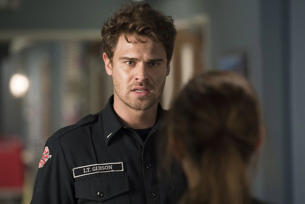 Station 19's Grey Damon on Jack Gibson's heart-stopping and 'precarious' collapse and what comes ...