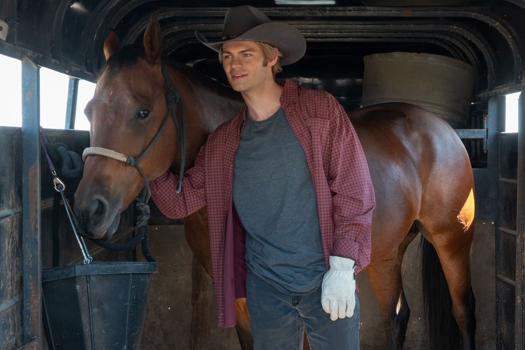 Netflix drama My Life with the Walter Boys is an easy and sweet holiday ...