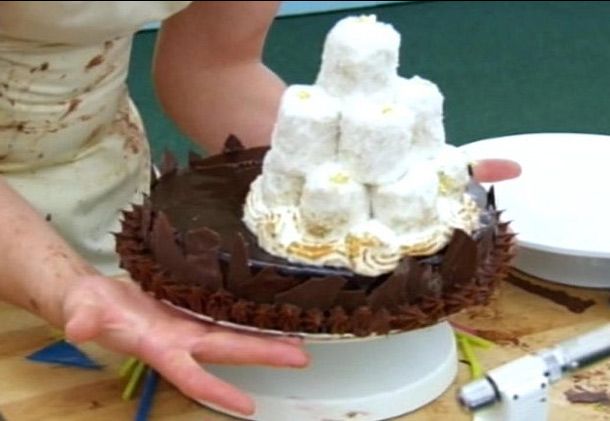 Great British Bake Off: John Whaite is crowned the winner | HELLO!