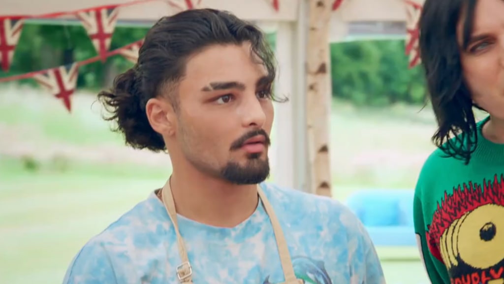 Bake Off viewers in disbelief over fan-favourite contestant's shock ...