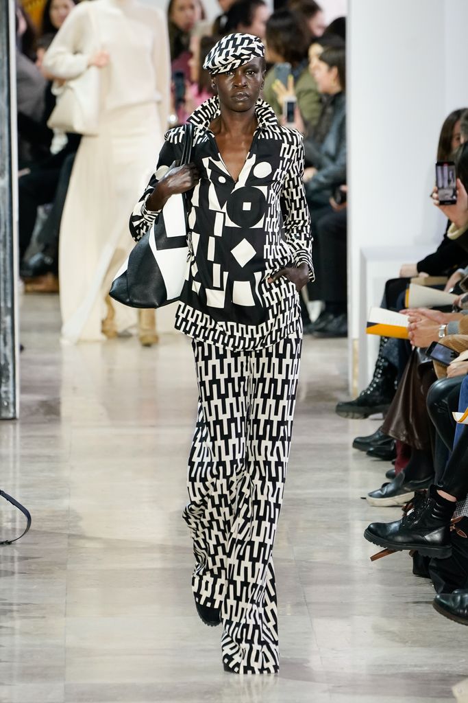 Alek Wek - Biography | HELLO!