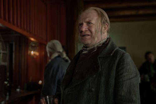 Outlander star Mark Lewis Jones breaks Malva's murderer reveal ...
