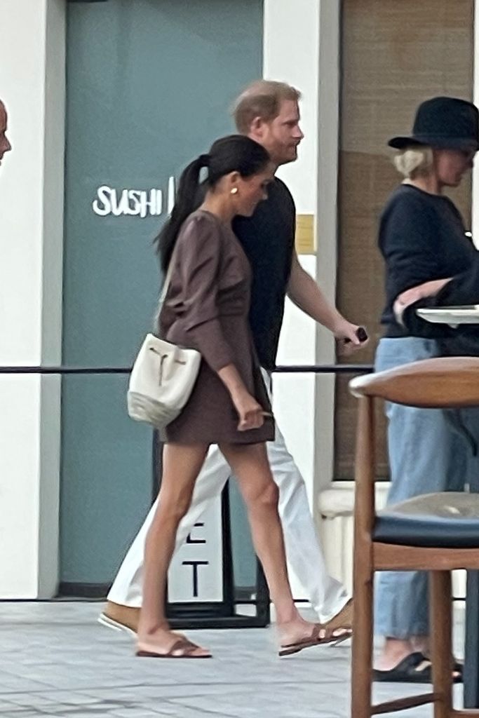 Meghan Markle pictured alongside Cameron Diaz during Montecito outing ...