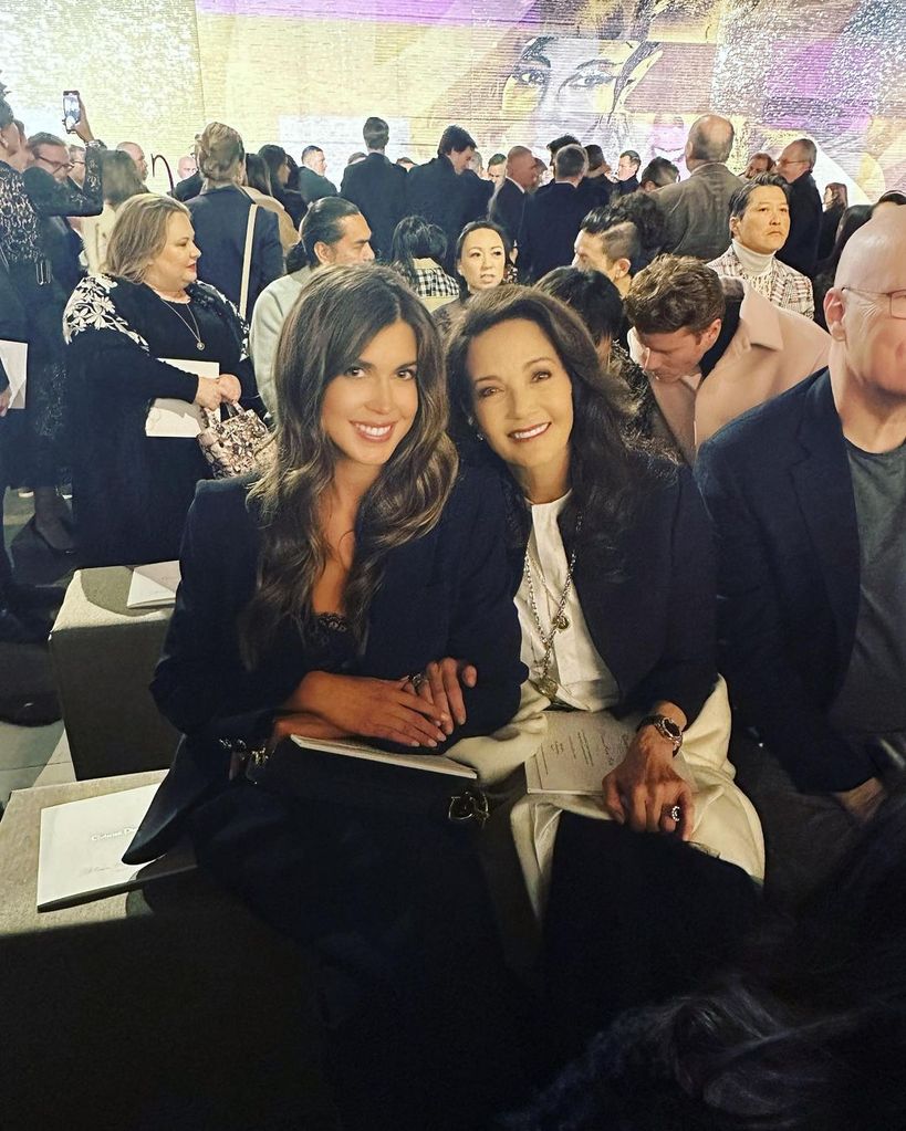 Lynda Carter, 72, and daughter Jessica Altman, 32, are gorgeous twins ...