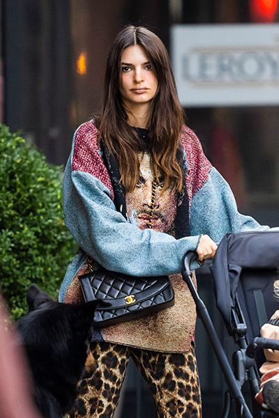 Emily Ratajkowski rocks the most striking 'Prince' statement knit out ...