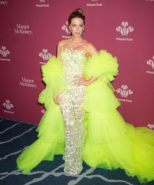 Kate Beckinsale Looks Utterly Breathtaking In Busty Gothic Gown Hello