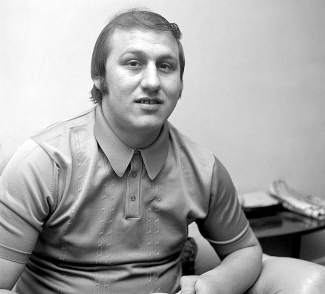 The Queen's touching gesture to man who saved Princess Anne's life ...