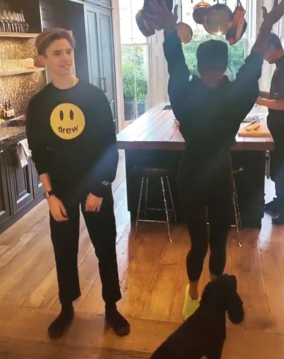 Inside Victoria and David Beckham's jaw-dropping kitchen at £31million ...