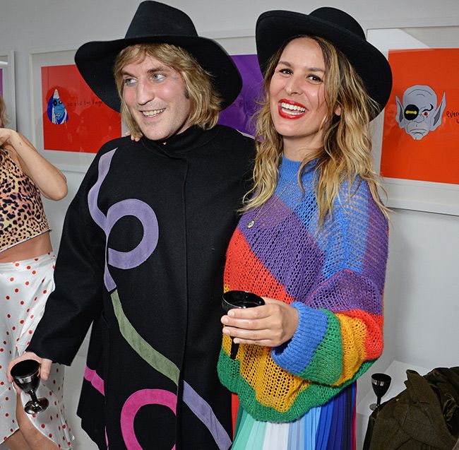 Bake Off star Noel Fielding stuns fans with FIRST picture of his ...