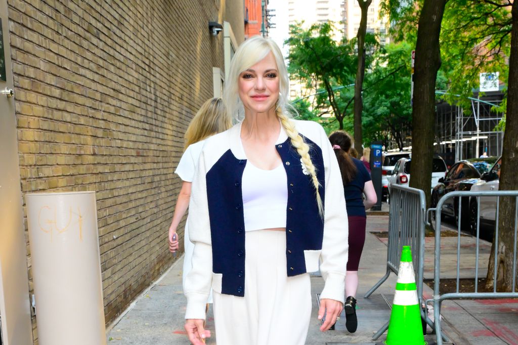 Anna Faris’ surprising transformation through the years will make you ...