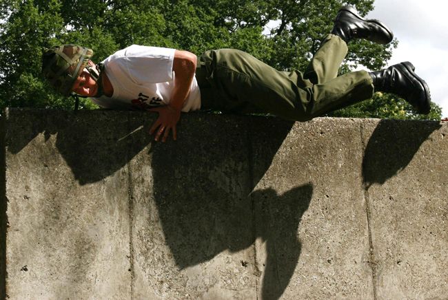 Prince William's fittest moments prove he's king of sports - awe ...