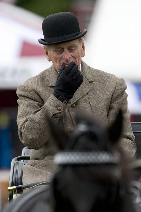 Royal hay fever: Sneezes from the Queen, Kate Middleton, Princess ...