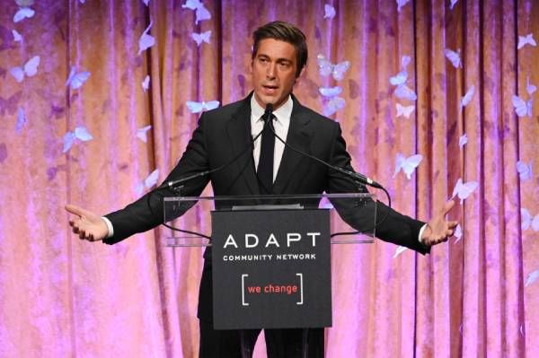 Did ABC's David Muir get married? Everything we know | HELLO!