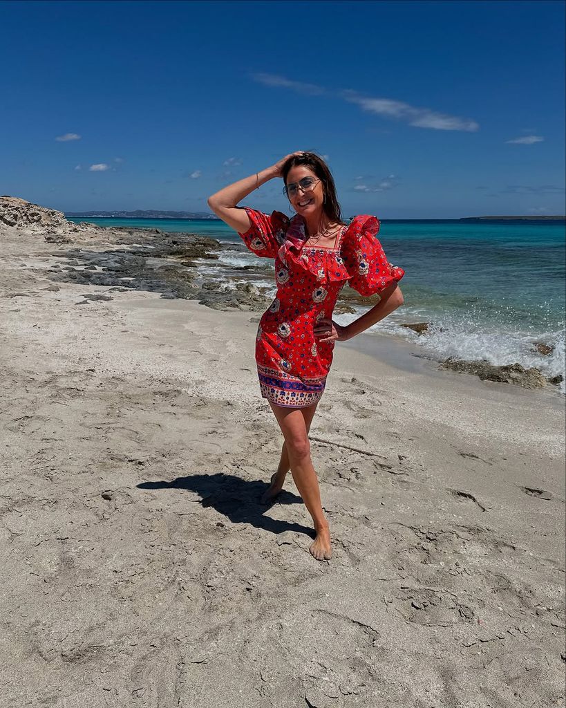 I've just figured out Lisa Snowdon's flattering dress formula - and it ...