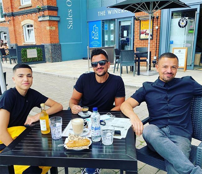 Peter Andre enjoys family reunion following Harvey Price's health ...