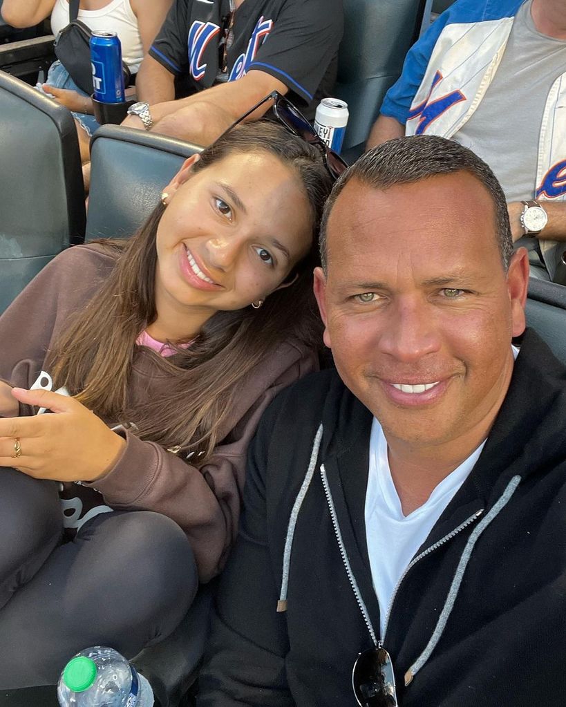 Alex Rodriguez details struggle as he gives raw update on family life ...