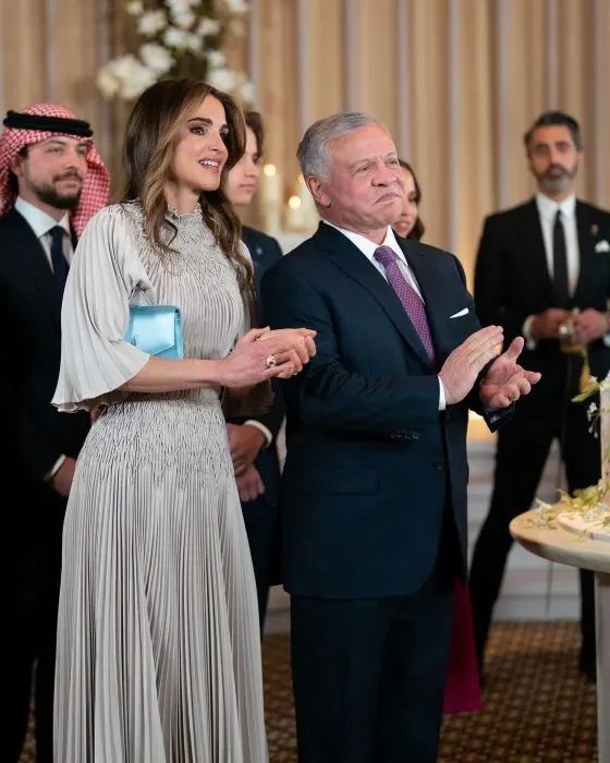 Queen Rania breaks silence after Princess Iman's fairytale wedding day ...
