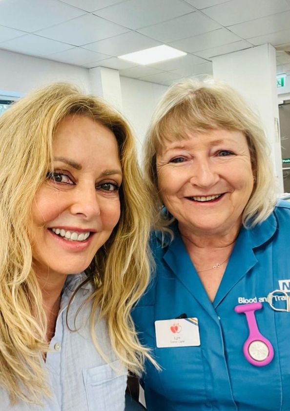 Carol Vorderman sends temperatures soaring in daring figure-hugging ...