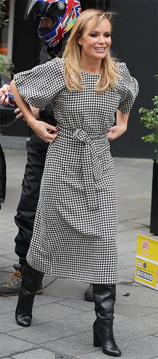 Amanda Holden's Instagram fans are SWOONING over her Zara printed dress ...