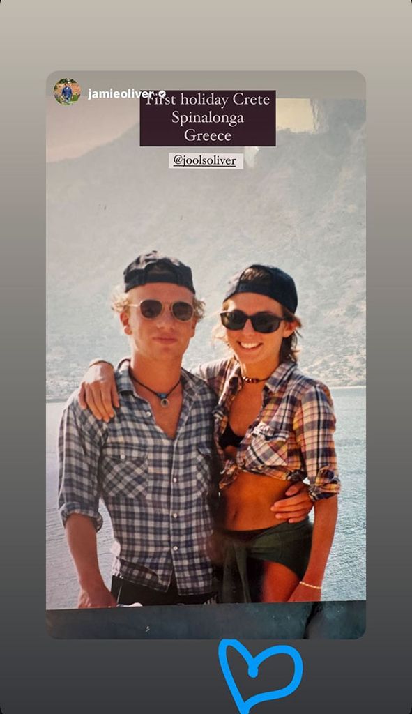 Jools Oliver looks completely unrecognisable in ab-baring bikini photo ...