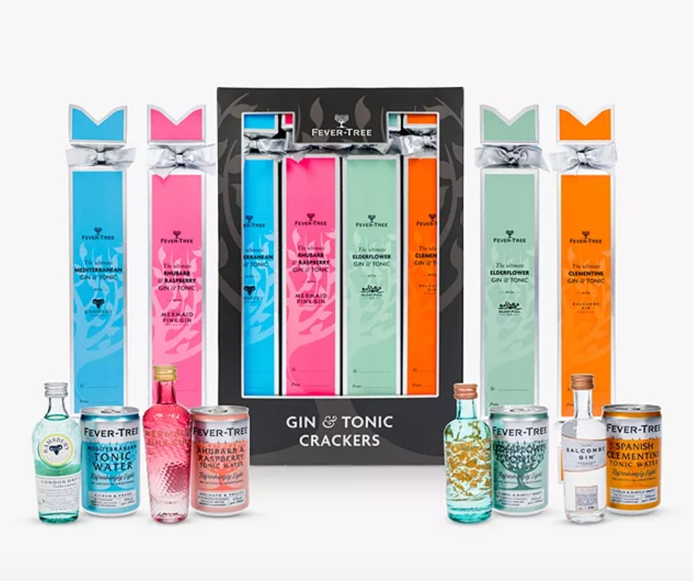 11 best Christmas crackers with good gifts: From Harrods to M&S | HELLO!