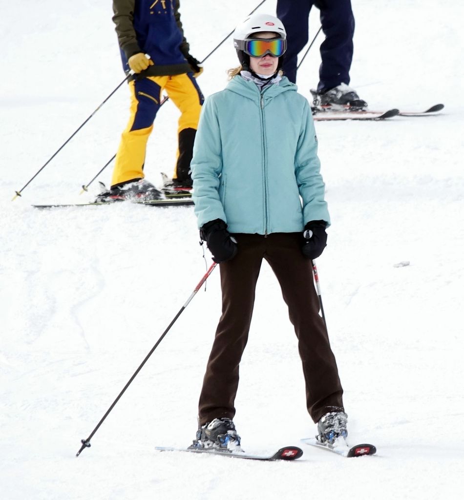 Lady Louise Windsor joins Duke and Duchess of Edinburgh for glitzy ski ...