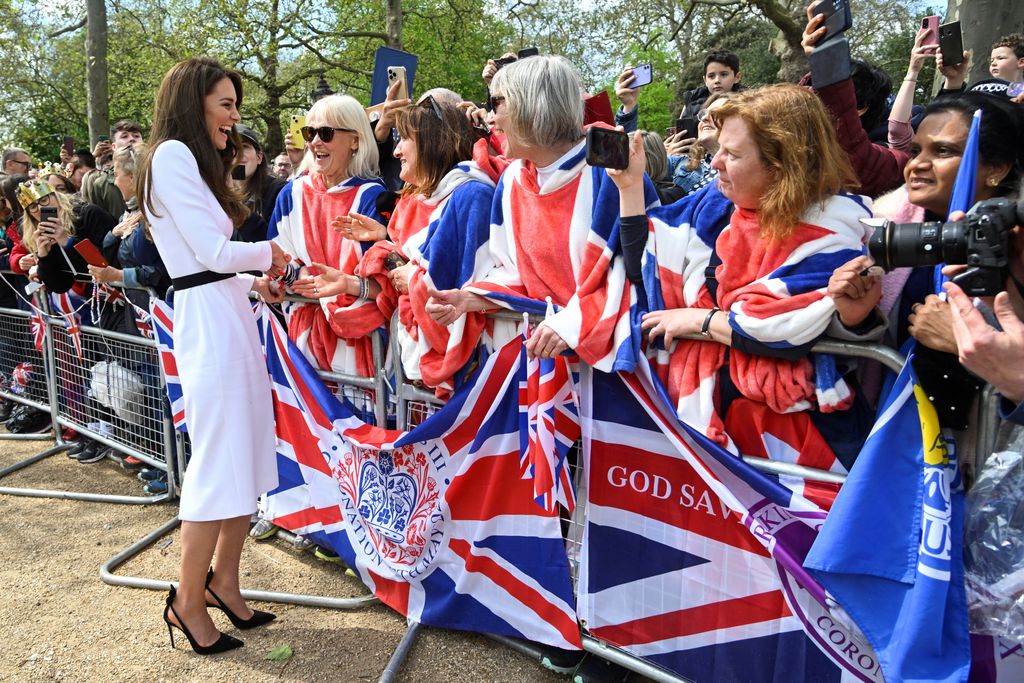Princess Kate, Prince William and King Charles surprise crowds with ...