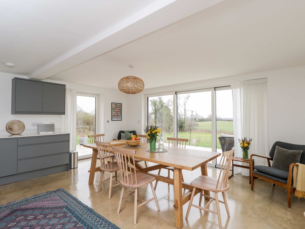 High Cogges Farm Holiday Cottages: a review of this charming property ...