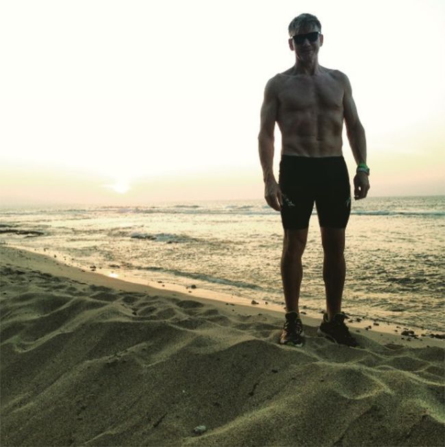 Gordon Ramsay shows off ripped physique | HELLO!