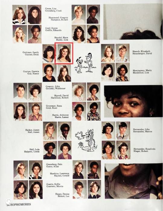 Demi Moore looks incredible in unearthed school photo - and identical ...