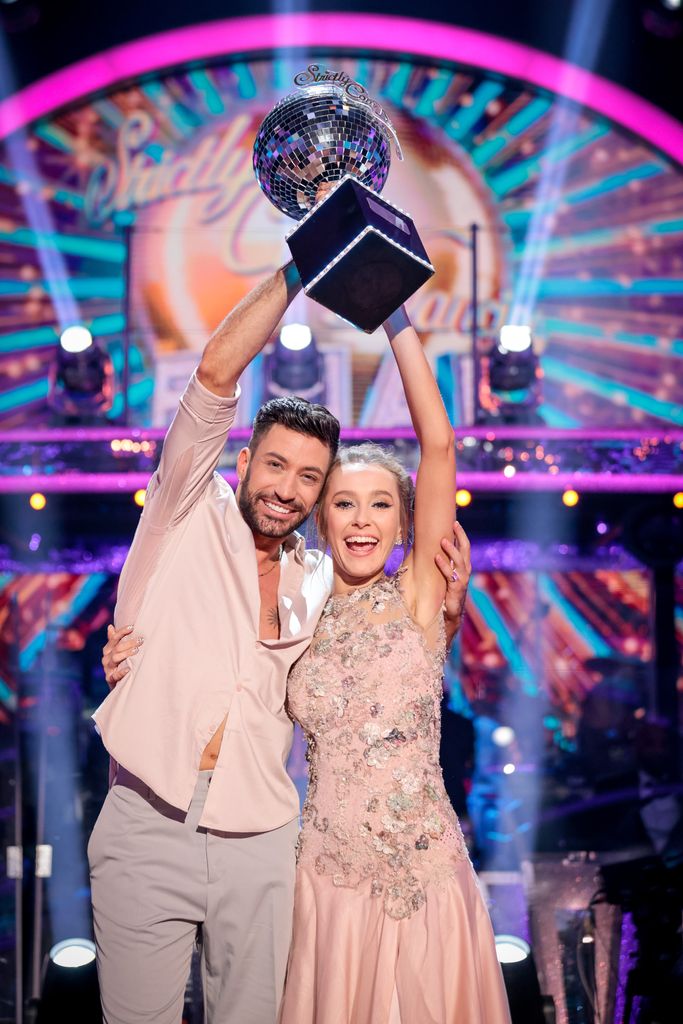 Strictly's Giovanni Pernice and Rose Ayling-Ellis embrace after newly ...