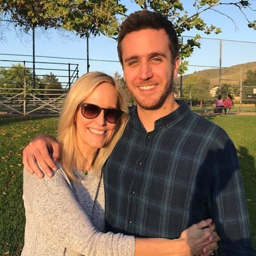 Dick Van Dyke's family life at 97 with famous children, grandchildren ...