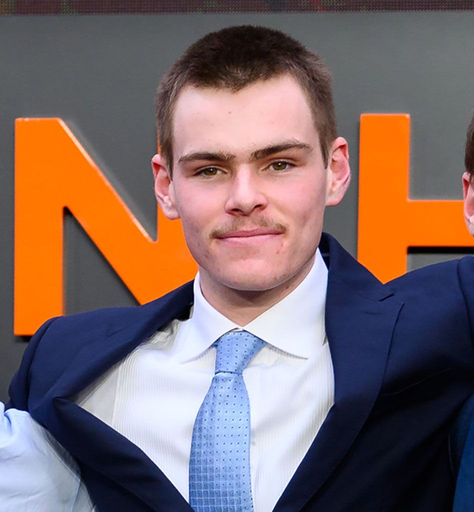 Meet Oppenheimer director Christopher Nolan's wife and four children ...