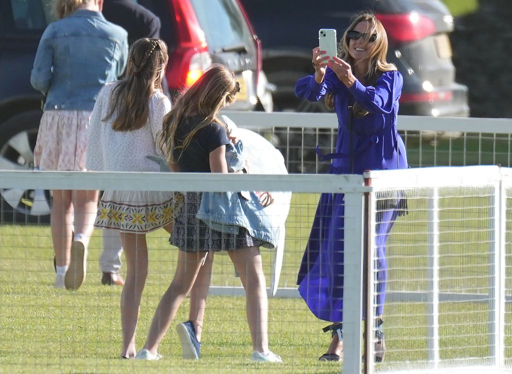 Peter Phillips' new girlfriend Harriet Sperling shows 'tight' bond with ...