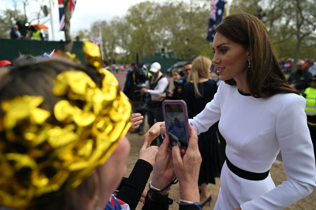 Princess Kate, Prince William and King Charles surprise crowds with ...