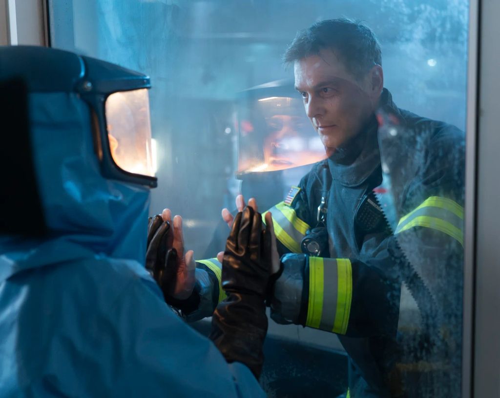 Why did Peter Krause leave 911? Cast left 'shattered' after ...