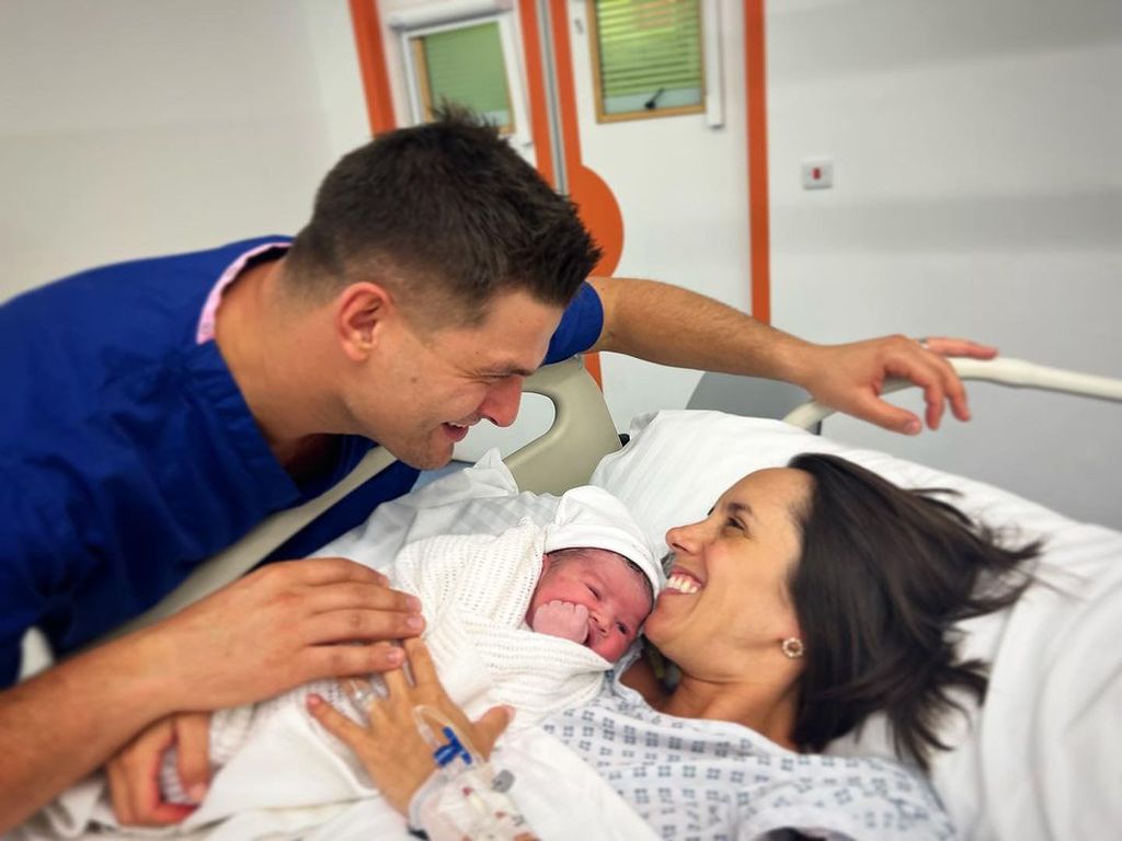 Janette Manrara melts hearts with baby Lyra in beautiful family photo ...