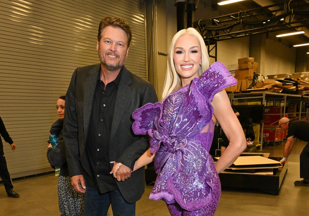 Blake Shelton joined by wife Gwen Stefani at Vegas residency — but not ...