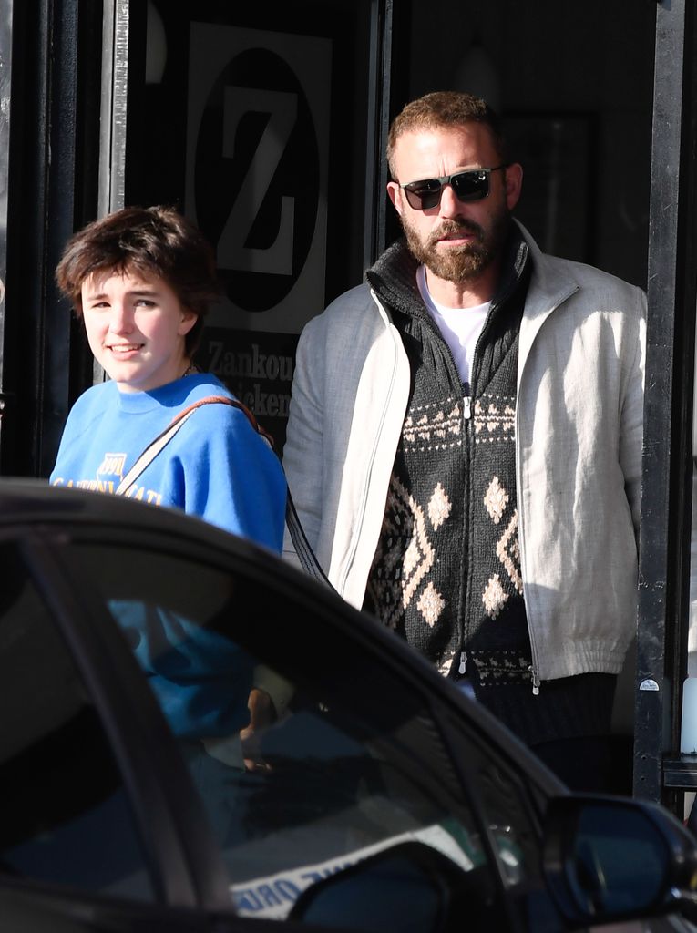 Jennifer Garner and Ben Affleck's middle child Fin is catching up to ...