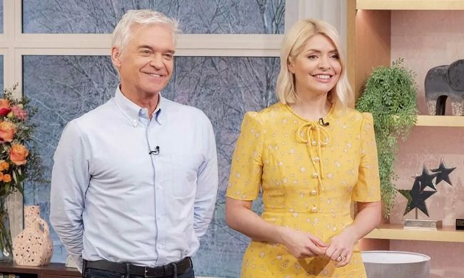 Phillip Schofield gives advice on coming out in heartfelt This Morning ...