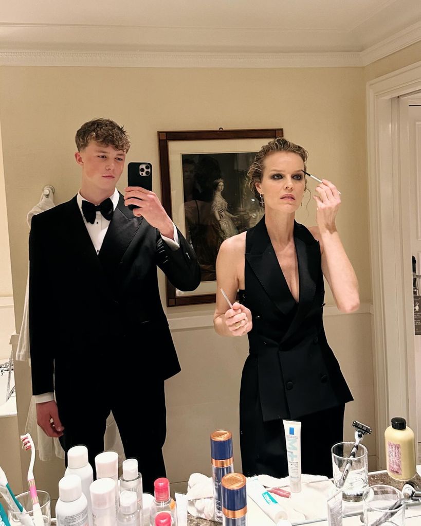 Eva Herzigova's handsome son, 16, towers over 5ft 11 mom in rare photos ...