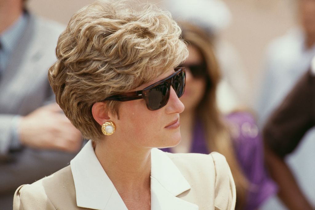 Zara Tindall's dramatic pixie cut was 90s perfection in unearthed photo - see more royal ...