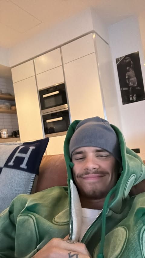 Romeo Beckham's modest kitchen is worlds away from family home design ...